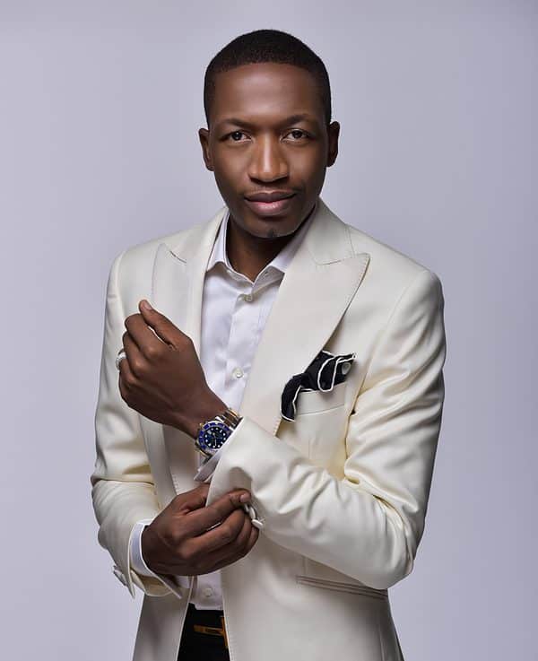Home - Official Website for Uebert Angel